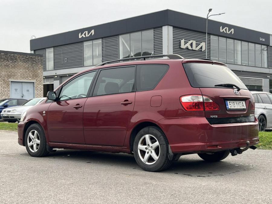 Тойота Авенсис Версо 2005 в Нарва, объемом двигателя 2.00 л и пробегом 407 тыс. км за 1499 €, фото 7 на AUTOMOTO.COM.LV