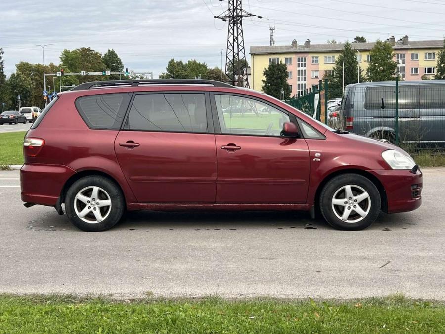 Тойота Авенсис Версо 2005 в Нарва, объемом двигателя 2.00 л и пробегом 407 тыс. км за 1499 €, фото 16 на AUTOMOTO.COM.LV