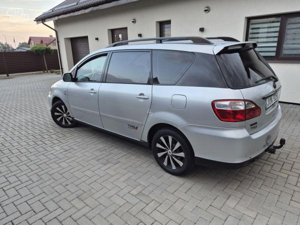 Toyota avensis-verso 2005 Jurbarkas, ar dzinēja tilpumu 2.00 L un nobraukumu 260 tūkst. km par 1950 €, foto 6 vietnē AUTOMOTO.COM.LV