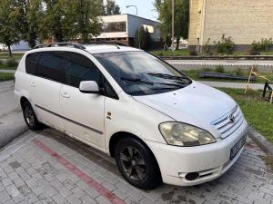 White Toyota avensis-verso 2003 in Joniskis, with an engine capacity of 2.00 L and mileage of 400 thousand km for 630 €, photo  on AUTOMOTO.COM.LV