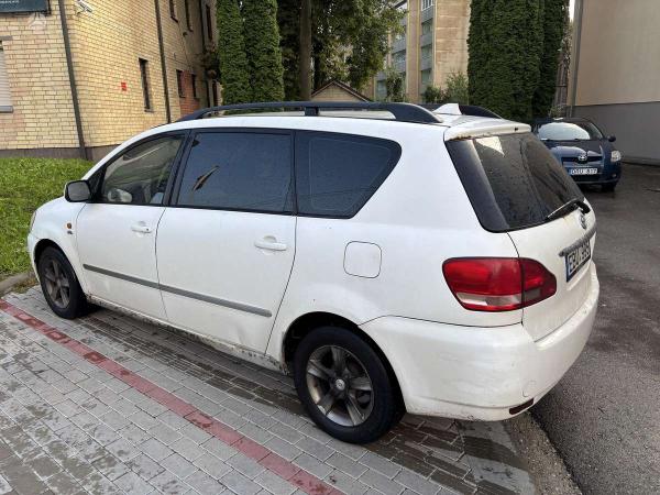 Balts Toyota avensis-verso 2003 Joniškis, ar dzinēja tilpumu 2.00 L un nobraukumu 400 tūkst. km par 630 €, foto 6 vietnē AUTOMOTO.COM.LV