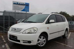 Balts Toyota avensis-verso 2003 Radviliškis, ar dzinēja tilpumu 2.00 L un nobraukumu 320 tūkst. km par 850 €, foto  vietnē AUTOMOTO.COM.LV