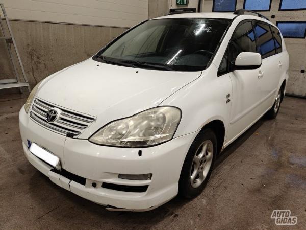 White Toyota avensis-verso 2005 in Taurage, with an engine capacity of 2.00 L and mileage of 400 thousand km for 1250 €, photo 2 on AUTOMOTO.COM.LV
