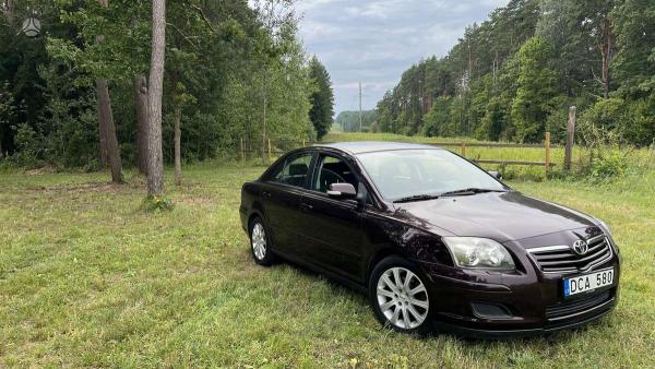 Фиолетовый Тойота Авенсис 2007 в Каунас, объемом двигателя 1.60 л и пробегом 203 тыс. км за 2550 €, фото 1 на AUTOMOTO.COM.LV