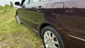 Violet Toyota Avensis 2007 in Kaunas, with an engine capacity of 1.60 L and mileage of 203 thousand km for 2550 €, photo 18 on AUTOMOTO.COM.LV