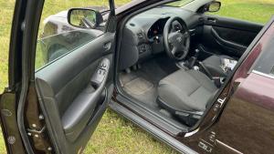 Violet Toyota Avensis 2007 in Kaunas, with an engine capacity of 1.60 L and mileage of 203 thousand km for 2550 €, photo 20 on AUTOMOTO.COM.LV