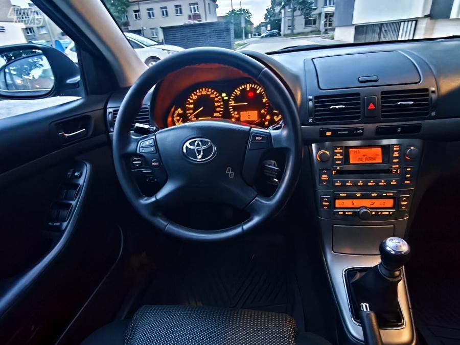 Фиолетовый Тойота Авенсис 2006 в Таураге, объемом двигателя 2.00 л и пробегом 392 тыс. км за 1880 €, фото 17 на AUTOMOTO.COM.LV