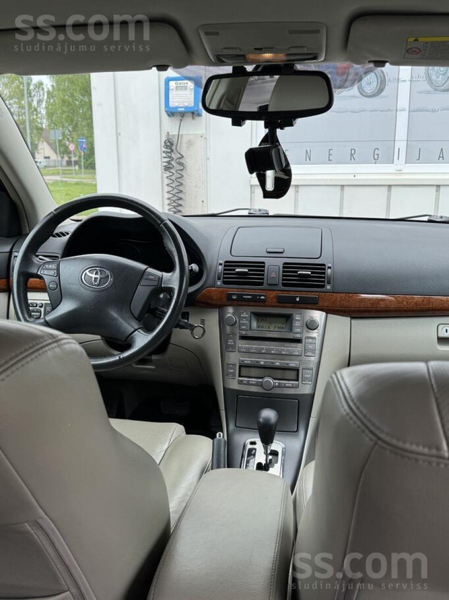 Violets Toyota Avensis 2008 Rīga, ar dzinēja tilpumu 2.40 L un nobraukumu 231 tūkst. km par 2150 €, foto 6 vietnē AUTOMOTO.COM.LV