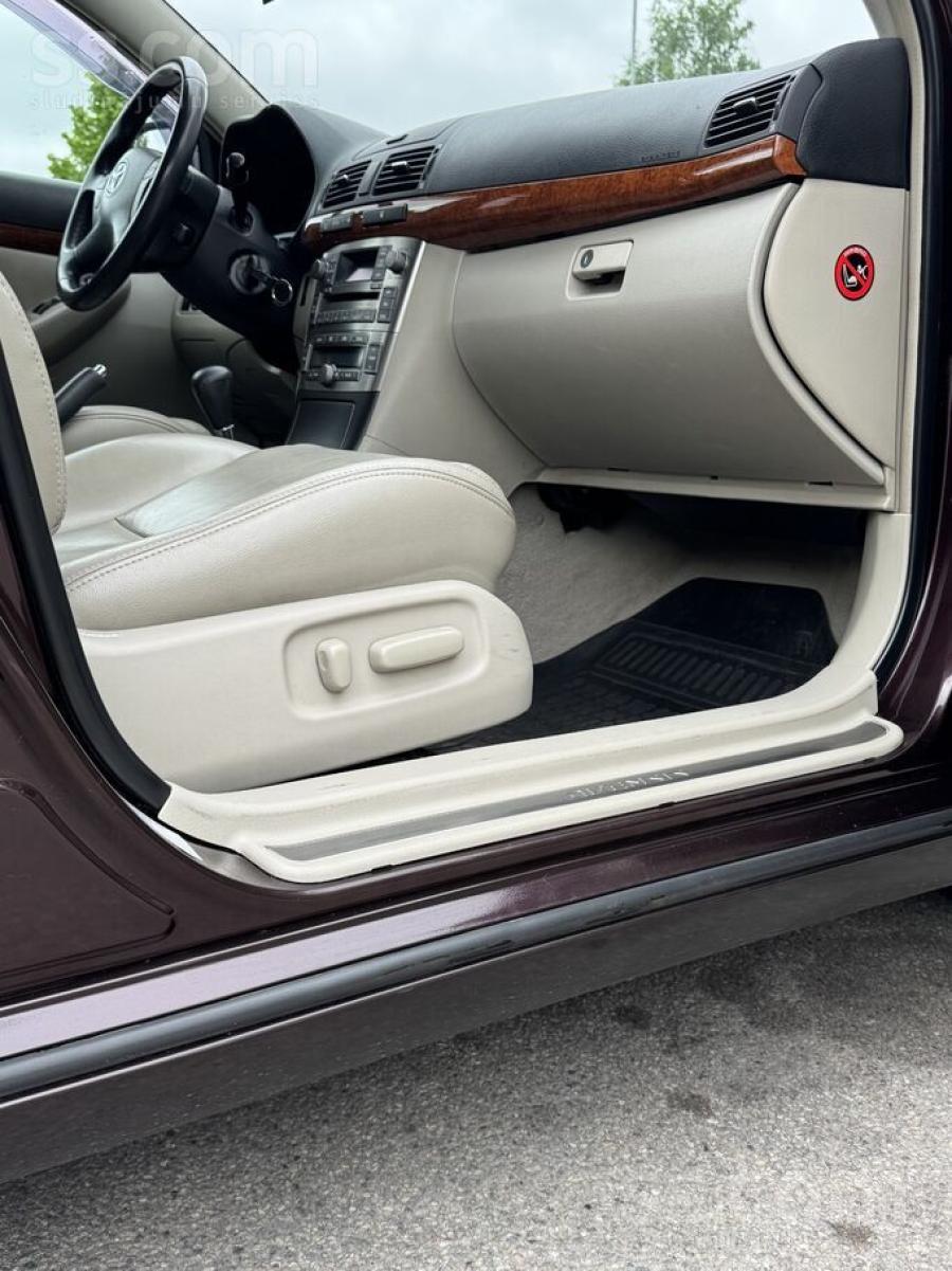 Violets Toyota Avensis 2008 Rīga, ar dzinēja tilpumu 2.40 L un nobraukumu 231 tūkst. km par 2150 €, foto 7 vietnē AUTOMOTO.COM.LV
