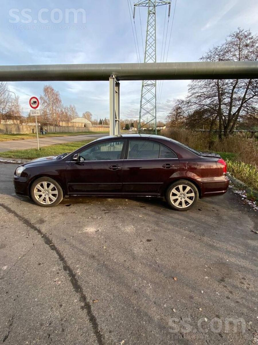 Violets Toyota Avensis 2008 Rīga, ar dzinēja tilpumu 2.00 L un nobraukumu 190 tūkst. km par 3300 €, foto 3 vietnē AUTOMOTO.COM.LV