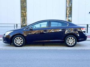 Violets Toyota Avensis 2009 Viļņa, ar dzinēja tilpumu 1.99 L un nobraukumu 223 tūkst. km par 3750 €, foto 5 vietnē AUTOMOTO.COM.LV