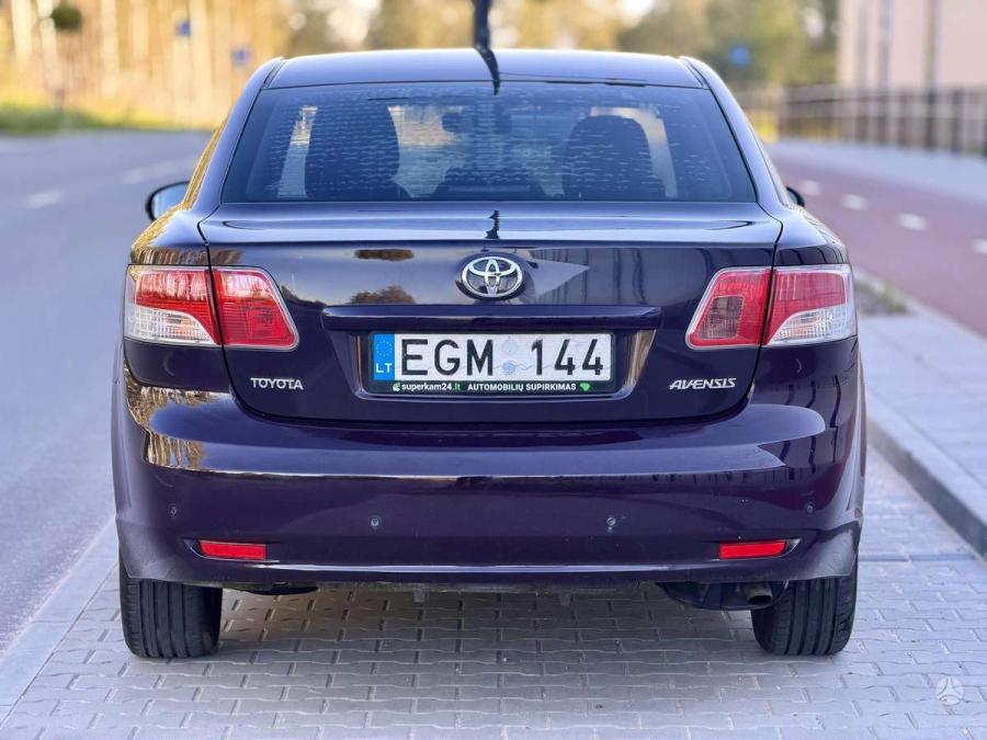 Violets Toyota Avensis 2009 Viļņa, ar dzinēja tilpumu 1.99 L un nobraukumu 223 tūkst. km par 3750 €, foto 8 vietnē AUTOMOTO.COM.LV