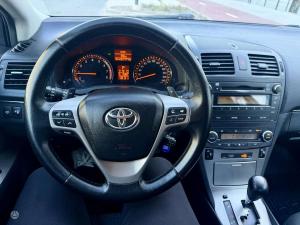 Violets Toyota Avensis 2009 Viļņa, ar dzinēja tilpumu 1.99 L un nobraukumu 223 tūkst. km par 3750 €, foto 26 vietnē AUTOMOTO.COM.LV