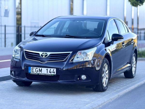 Violets Toyota Avensis 2009 Viļņa, ar dzinēja tilpumu 1.99 L un nobraukumu 223 tūkst. km par 3750 €, foto 1 vietnē AUTOMOTO.COM.LV