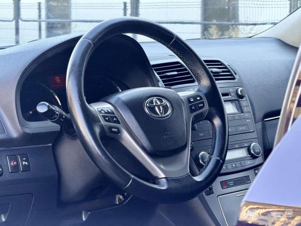 Violets Toyota Avensis 2009 Viļņa, ar dzinēja tilpumu 1.99 L un nobraukumu 223 tūkst. km par 3750 €, foto 11 vietnē AUTOMOTO.COM.LV