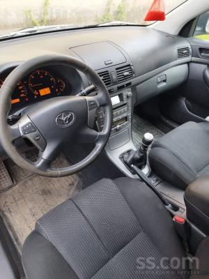 Violets Toyota Avensis 2007 Ogre, ar dzinēja tilpumu 2.20 L un nobraukumu 438 tūkst. km par 600 €, foto 5 vietnē AUTOMOTO.COM.LV