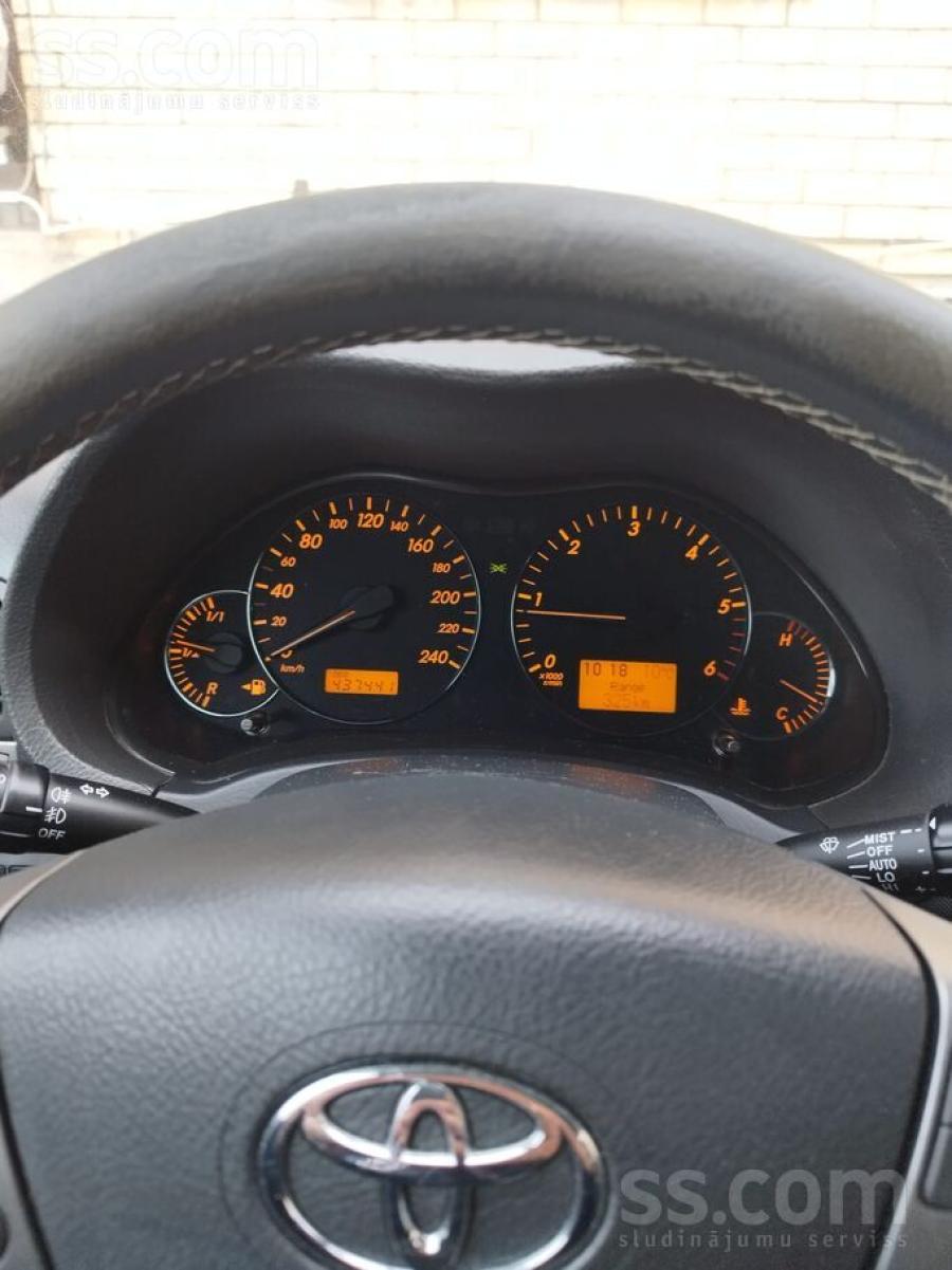 Violets Toyota Avensis 2007 Ogre, ar dzinēja tilpumu 2.20 L un nobraukumu 438 tūkst. km par 600 €, foto 9 vietnē AUTOMOTO.COM.LV