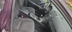 Violet Toyota Avensis 2010 in Vilnius, with an engine capacity of 2.00 L and mileage of 297 thousand km for 3000 €, photo 6 on AUTOMOTO.COM.LV
