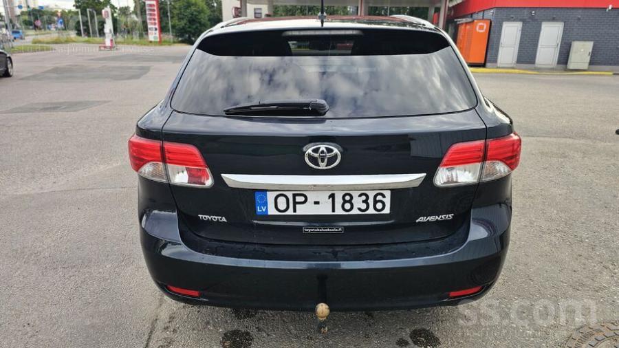 Фиолетовый Тойота Авенсис 2015 в Рига, объемом двигателя 2.00 л и пробегом 285 тыс. км за 5300 €, фото 5 на AUTOMOTO.COM.LV