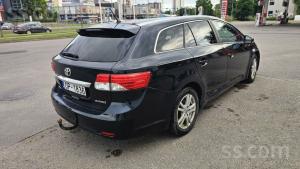 Фиолетовый Тойота Авенсис 2015 в Рига, объемом двигателя 2.00 л и пробегом 285 тыс. км за 5300 €, фото 8 на AUTOMOTO.COM.LV