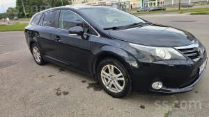 Фиолетовый Тойота Авенсис 2015 в Рига, объемом двигателя 2.00 л и пробегом 285 тыс. км за 5300 €, фото 9 на AUTOMOTO.COM.LV