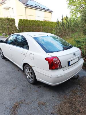Balts Toyota Avensis 2006 Viļņa, ar dzinēja tilpumu 2.00 L un nobraukumu 384 tūkst. km par 1350 €, foto 7 vietnē AUTOMOTO.COM.LV