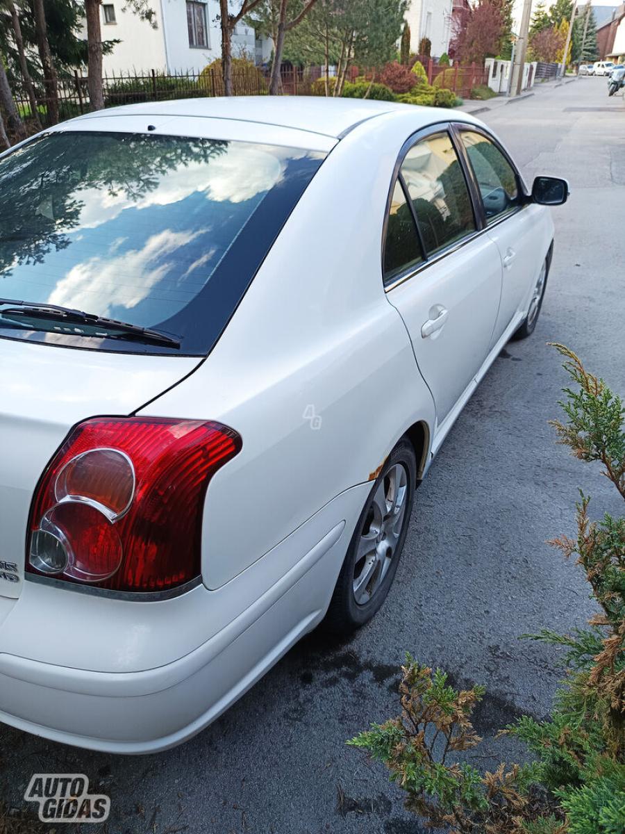 Balts Toyota Avensis 2006 Viļņa, ar dzinēja tilpumu 2.00 L un nobraukumu 384 tūkst. km par 1350 €, foto 8 vietnē AUTOMOTO.COM.LV