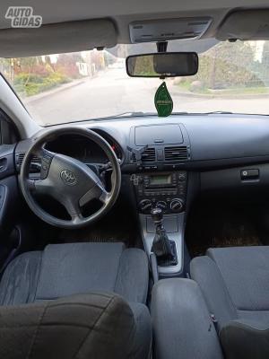 Balts Toyota Avensis 2006 Viļņa, ar dzinēja tilpumu 2.00 L un nobraukumu 384 tūkst. km par 1350 €, foto 9 vietnē AUTOMOTO.COM.LV