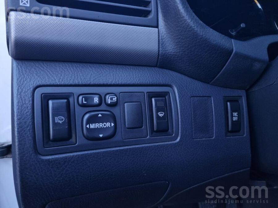 Белый Тойота Авенсис 2007 в Огре, объемом двигателя 2.20 л и пробегом 348 тыс. км за 1750 €, фото 21 на AUTOMOTO.COM.LV