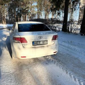 Balts Toyota Avensis 2010 Viļņa, ar dzinēja tilpumu 2.00 L un nobraukumu 361 tūkst. km par 3000 €, foto 3 vietnē AUTOMOTO.COM.LV