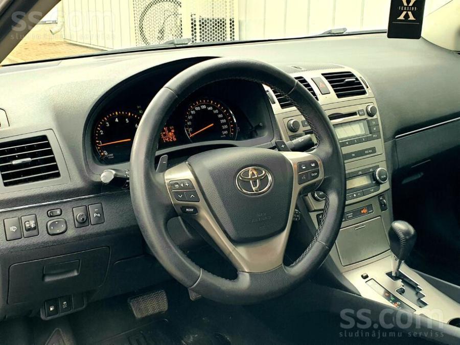 Balts Toyota Avensis 2011 Rīga, ar dzinēja tilpumu 2.00 L un nobraukumu 277 tūkst. km par 3850 €, foto 8 vietnē AUTOMOTO.COM.LV
