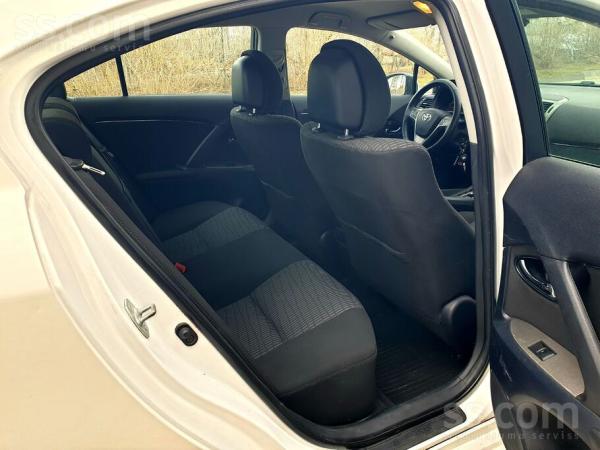 Белый Тойота Авенсис 2011 в Рига, объемом двигателя 2.00 л и пробегом 277 тыс. км за 3850 €, фото 8 на AUTOMOTO.COM.LV