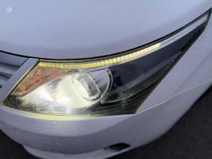 Balts Toyota Avensis 2012 Viļņa, ar dzinēja tilpumu 2.00 L un nobraukumu 300 tūkst. km par 4800 €, foto 12 vietnē AUTOMOTO.COM.LV