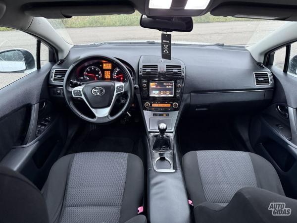 Balts Toyota Avensis 2012 Viļņa, ar dzinēja tilpumu 2.00 L un nobraukumu 300 tūkst. km par 4700 €, foto 10 vietnē AUTOMOTO.COM.LV