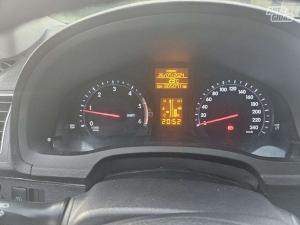 Balts Toyota Avensis 2014 Šauļi, ar dzinēja tilpumu 2.00 L un nobraukumu 308 tūkst. km par 4300 €, foto 9 vietnē AUTOMOTO.COM.LV