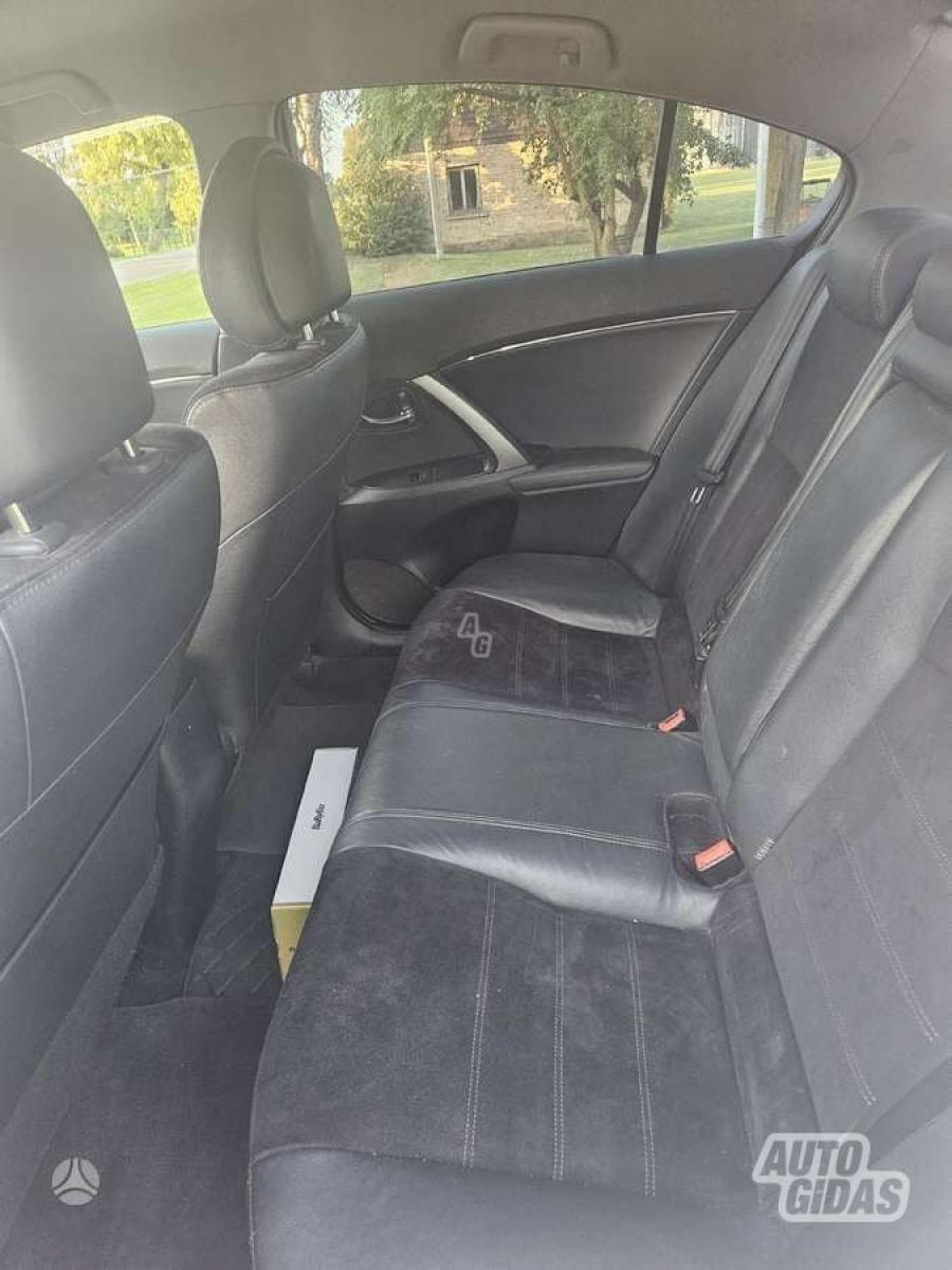 Balts Toyota Avensis 2014 Šauļi, ar dzinēja tilpumu 2.00 L un nobraukumu 308 tūkst. km par 4300 €, foto 12 vietnē AUTOMOTO.COM.LV
