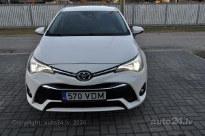 Balts Toyota Avensis 2016 Pērnava, ar dzinēja tilpumu 1.80 L un nobraukumu 195 tūkst. km par 12500 €, foto 7 vietnē AUTOMOTO.COM.LV