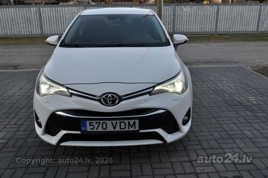 Balts Toyota Avensis 2016 Pērnava, ar dzinēja tilpumu 1.80 L un nobraukumu 195 tūkst. km par 12500 €, foto 7 vietnē AUTOMOTO.COM.LV