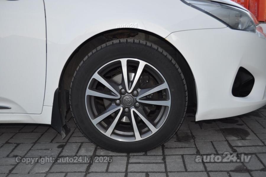 Balts Toyota Avensis 2016 Pērnava, ar dzinēja tilpumu 1.80 L un nobraukumu 195 tūkst. km par 12500 €, foto 8 vietnē AUTOMOTO.COM.LV