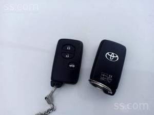 Белый Тойота Авенсис 2016 в Екабпилс, объемом двигателя 2.00 л и пробегом 322 тыс. км за 8000 €, фото 11 на AUTOMOTO.COM.LV