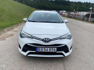 Белый Тойота Авенсис 2016 в Вильнюс, объемом двигателя 1.60 л и пробегом 231 тыс. км за 6950 €, фото 14 на AUTOMOTO.COM.LV