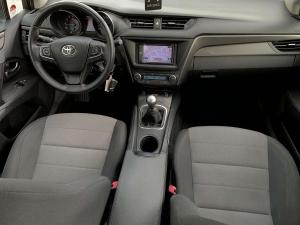 Белый Тойота Авенсис 2016 в Вильнюс, объемом двигателя 1.60 л и пробегом 231 тыс. км за 6950 €, фото 15 на AUTOMOTO.COM.LV