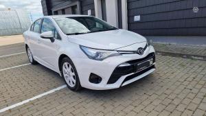 White Toyota Avensis 2017 in Kaunas, with an engine capacity of 1.60 L and mileage of 292 thousand km for 7950 €, photo  on AUTOMOTO.COM.LV