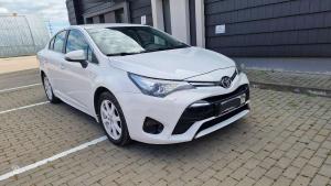 White Toyota Avensis 2017 in Kaunas, with an engine capacity of 1.60 L and mileage of 292 thousand km for 7950 €, photo  on AUTOMOTO.COM.LV