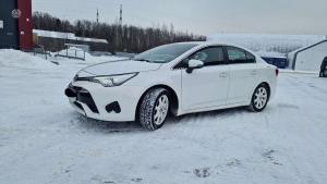 Белый Тойота Авенсис 2017 в Каунас, объемом двигателя 1.60 л и пробегом 293 тыс. км за 7850 €, фото 4 на AUTOMOTO.COM.LV