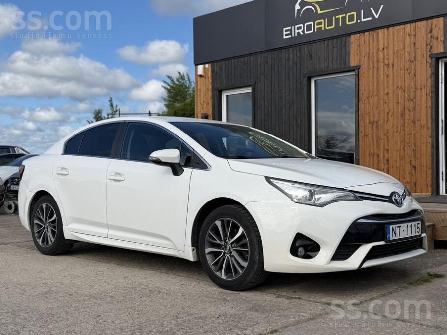 White Toyota Avensis 2017 in Riga, with an engine capacity of 1.60 L and mileage of 214 thousand km for 7750 €, photo 1 on AUTOMOTO.COM.LV