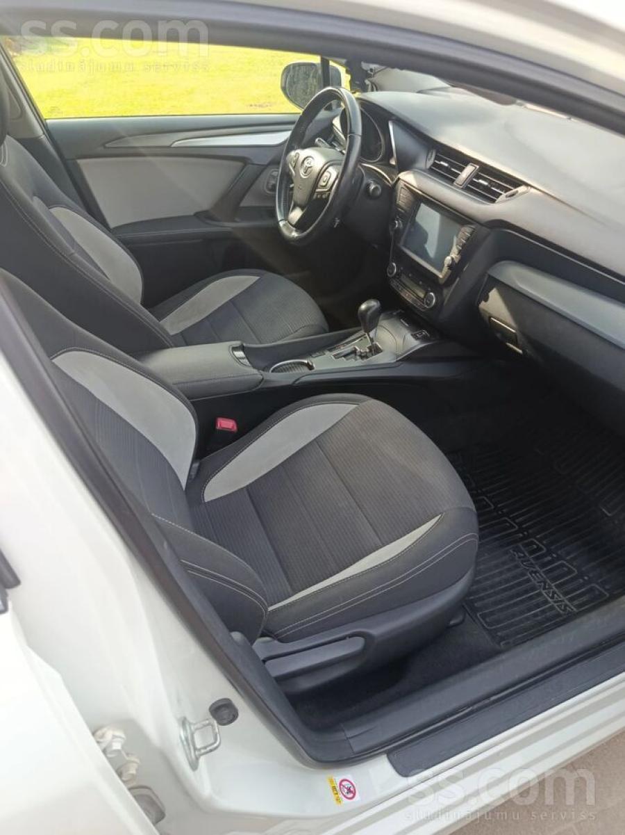 Balts Toyota Avensis 2017 Rīga, ar dzinēja tilpumu 1.80 L un nobraukumu 135 tūkst. km par 12800 €, foto 6 vietnē AUTOMOTO.COM.LV
