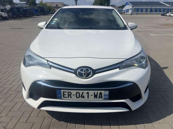 Тойота Авенсис 2017 в Таураге на AUTOMOTO.COM.LV Белый Тойота Авенсис 2017 в Таураге, объемом двигателя 1.60 л и пробегом 271 тыс. км за 6300 €, фото 3 на AUTOMOTO.COM.LV