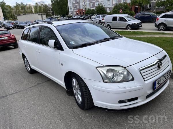 Белый Тойота Авенсис 2006 в Рига, объемом двигателя 1.80 л и пробегом 362 тыс. км за 800 €, фото 2 на AUTOMOTO.COM.LV