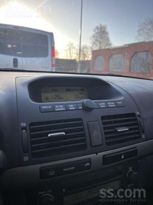 Белый Тойота Авенсис 2006 в Лиепая, объемом двигателя 1.60 л и пробегом 260 тыс. км за 600 €, фото 15 на AUTOMOTO.COM.LV
